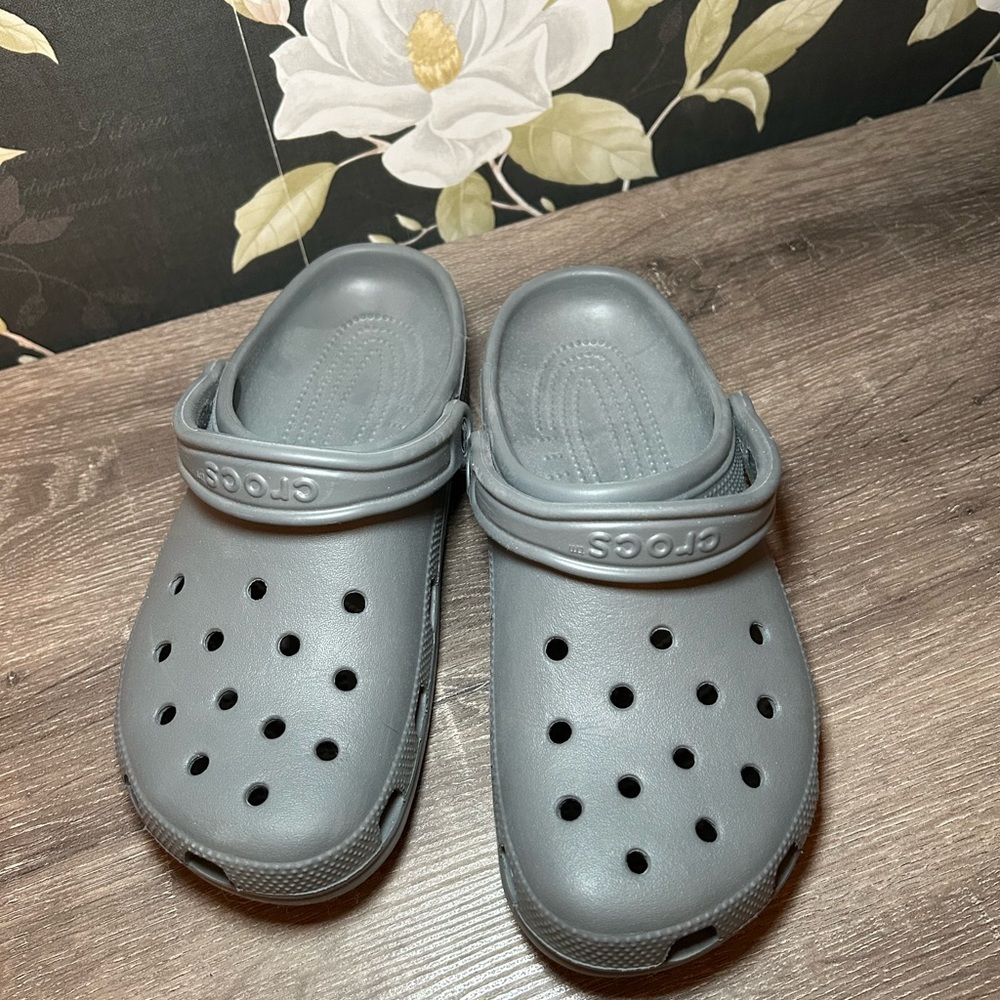 Crocs Classic Gray Clogs - Gem
